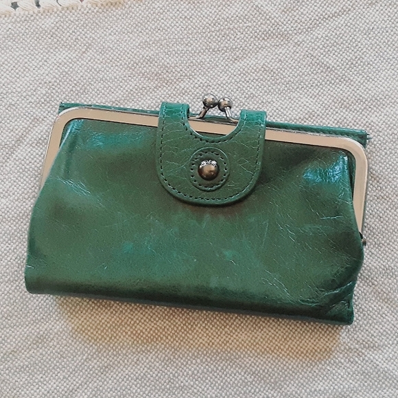 HOBO | Other | Euc Hobo Alice Wallet | Poshmark